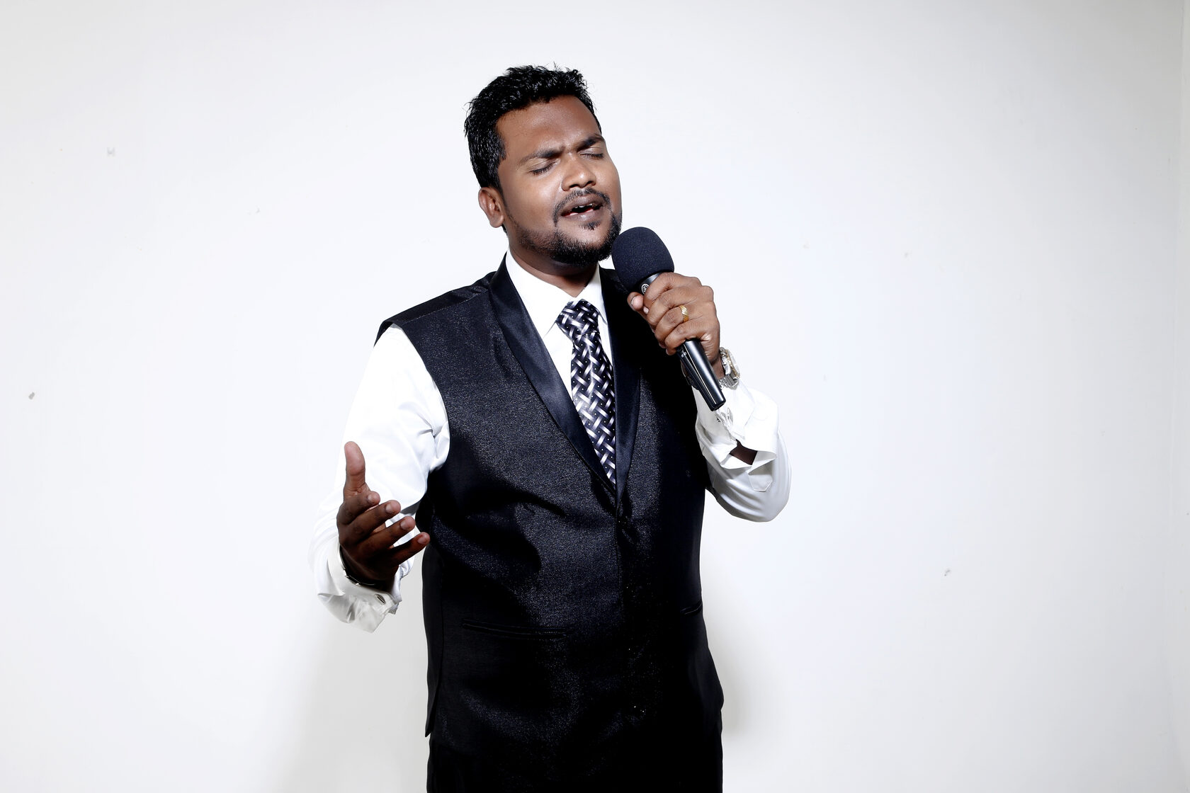 Support Blesson International Ministries