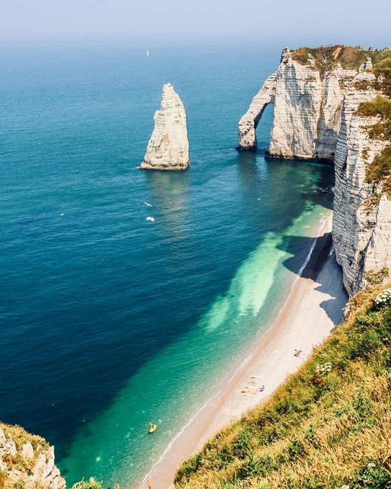 5 Exclusive French Beaches for Luxury Travel & Fine Dining