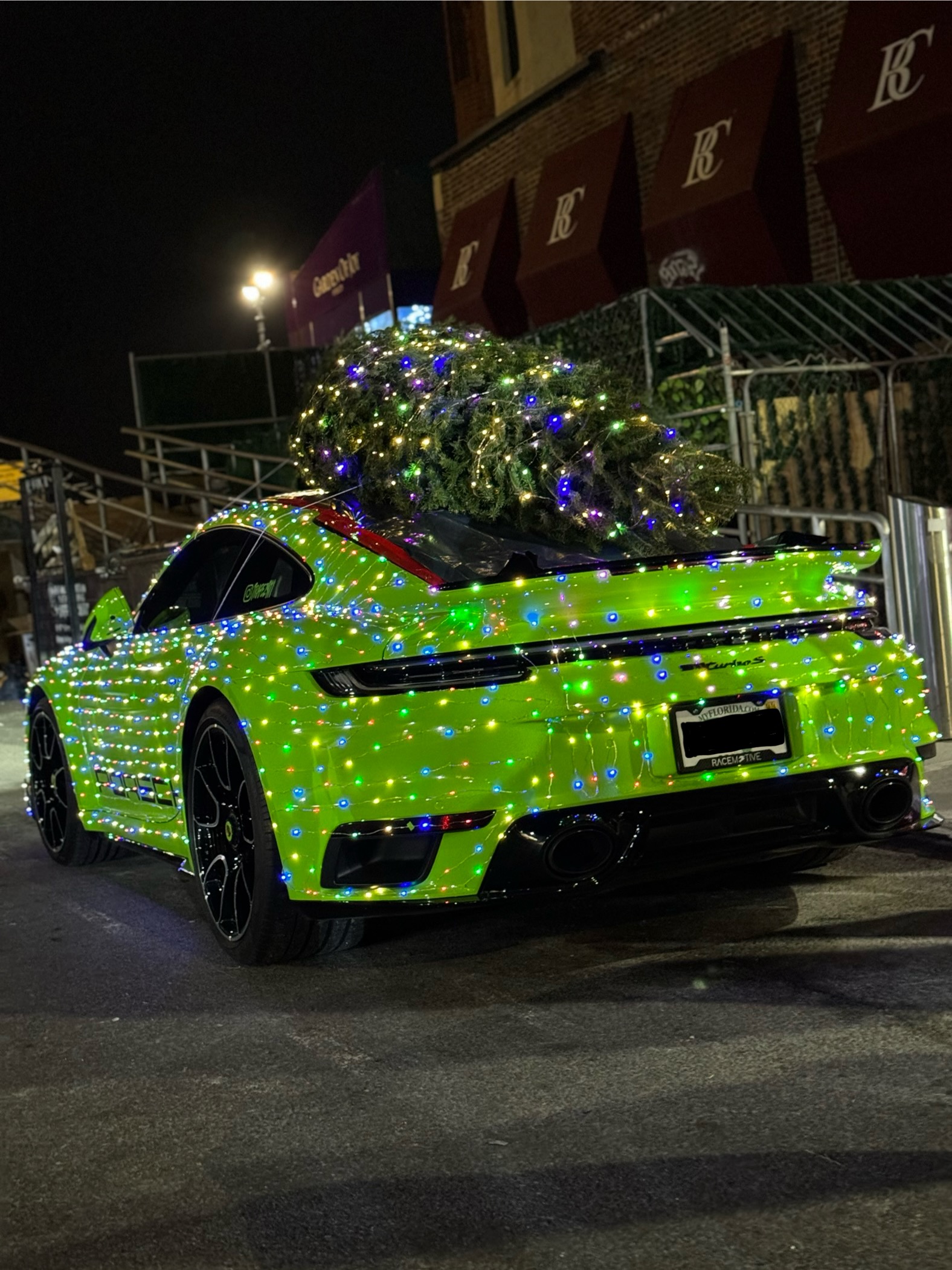 Crown Dynamics Wraps - The Automotive Wrap Specialists - Detailing Services