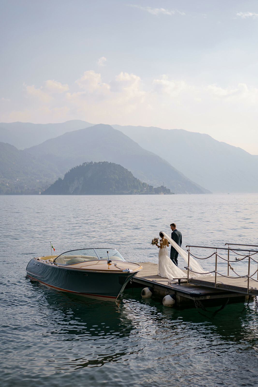 Roman Ivanov wedding and editorial photographer