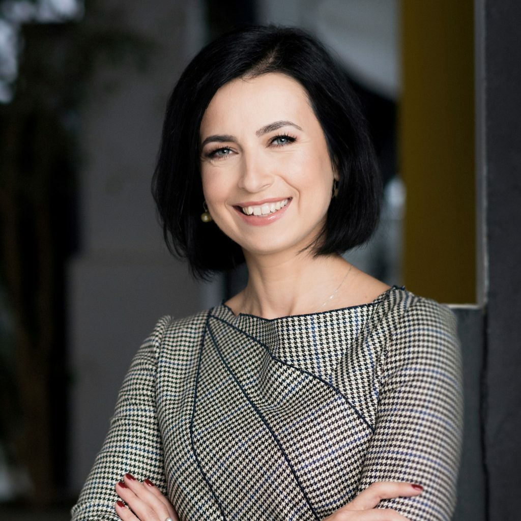 TOP 15 HR specialistų, kuriuos privalote sekti LinkedIn