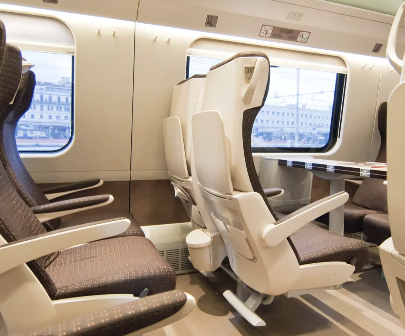 Chinese High-Speed Rail: Fuxing Hao Train