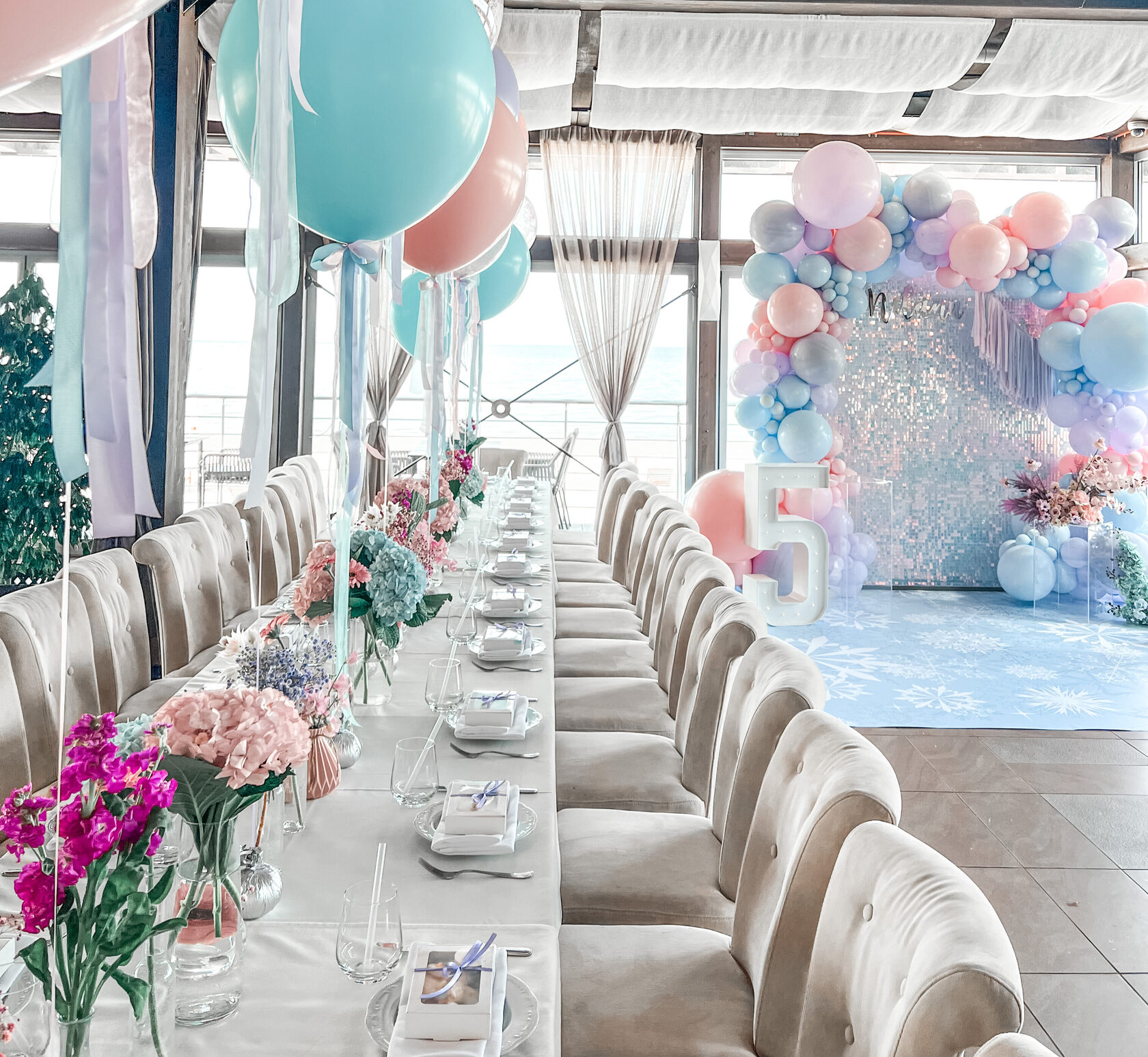 Ballery.lv korporatīvo un privāto pasākumu dekorešanas partneris