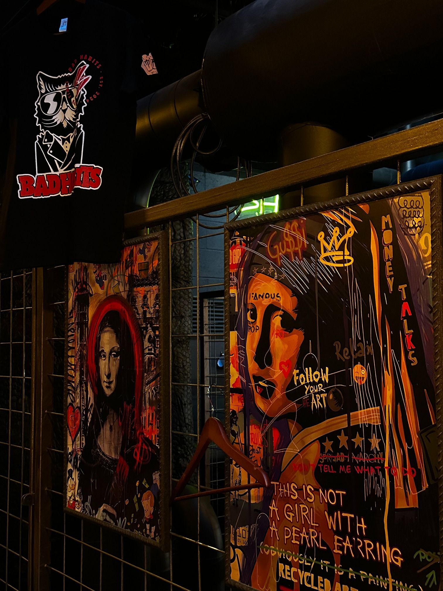 Bad Habits Restaurant - American cuisine & Hooligan vibes