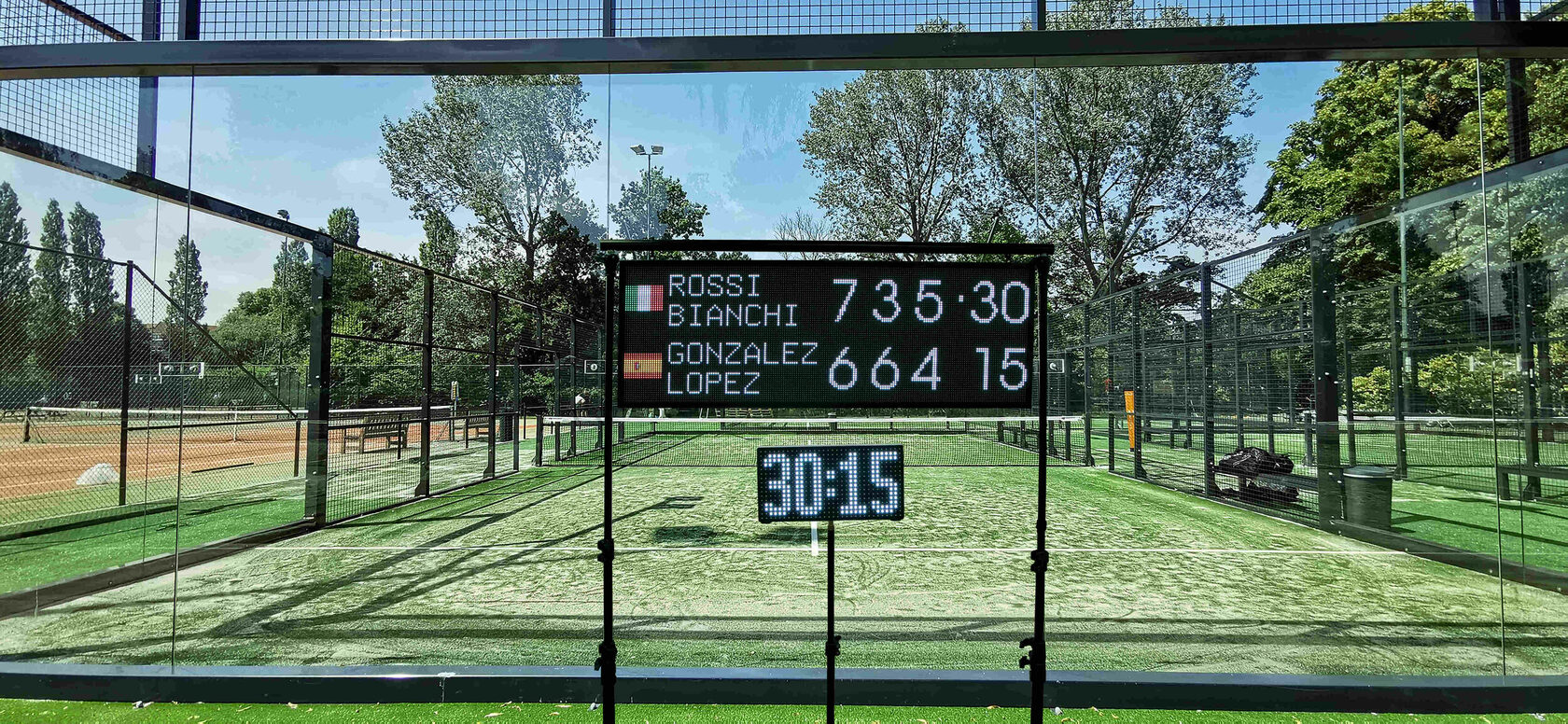SevenCourts infoboards: interactive scoreboards for EVERY club
