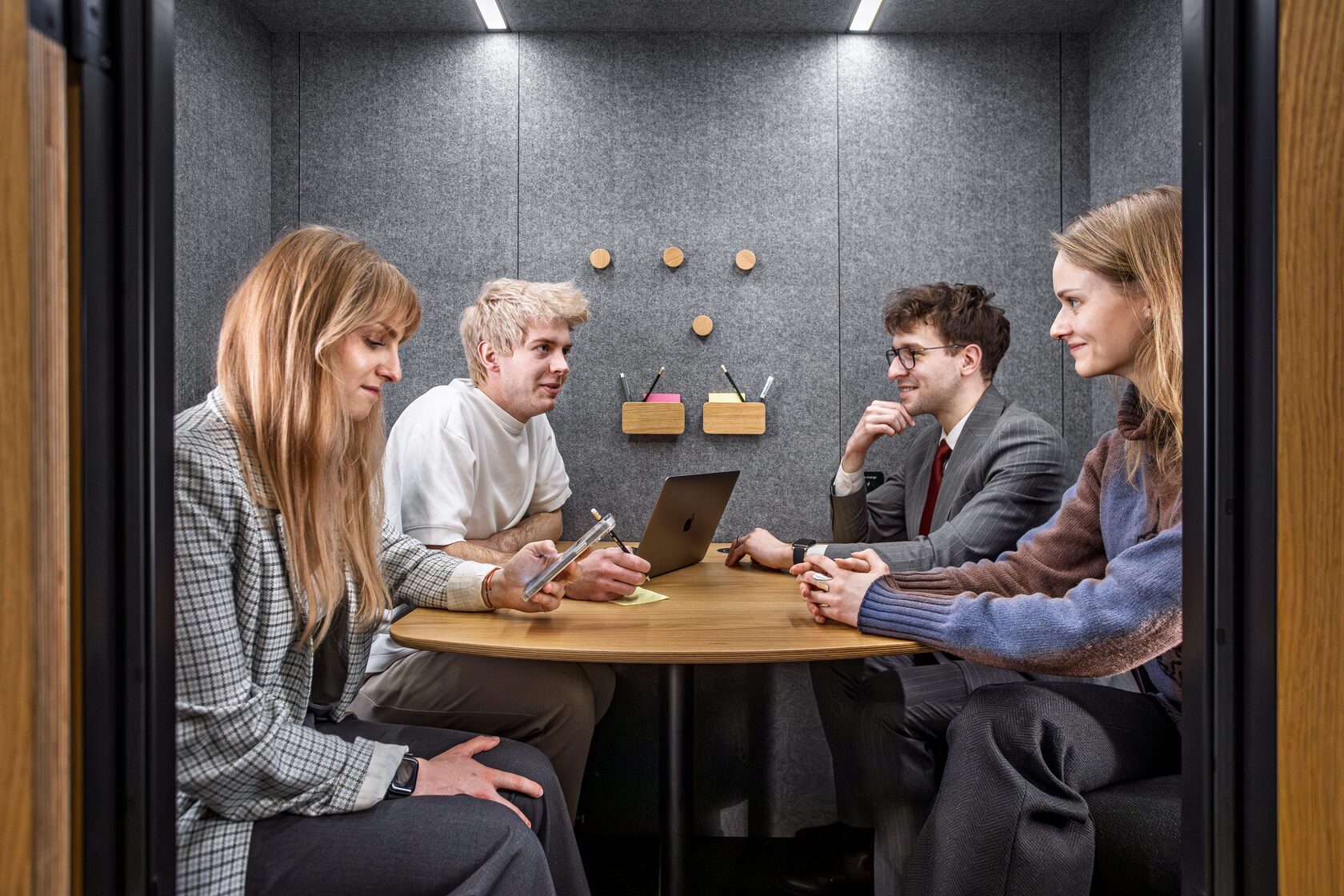 Four person smart meeting pod – WorkBooth Four