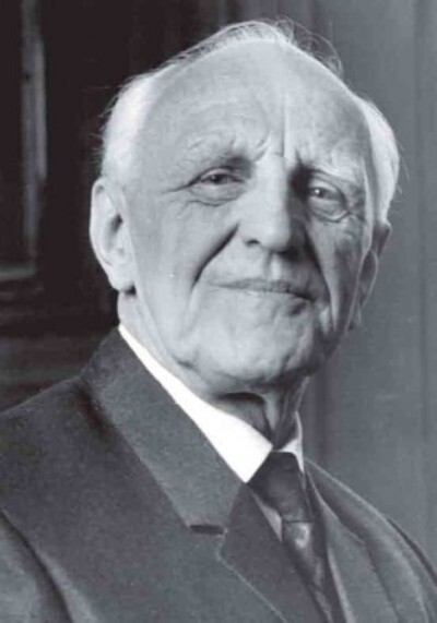 Donald Winnicott: “The Good Enough Mother” and Transitional Objects ...