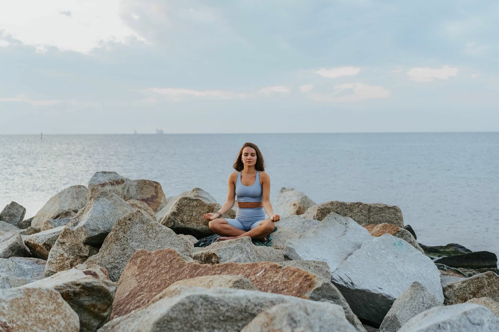 Practice Mindfulness Meditations with PsyTech VR App in Oculus Quest