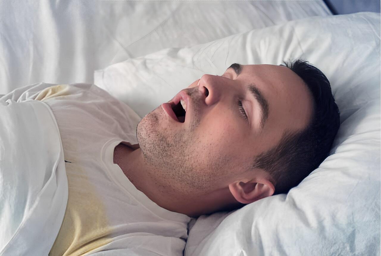 Qu'est-ce qui se cache derrière un ronflement fort et comment l'arrêter