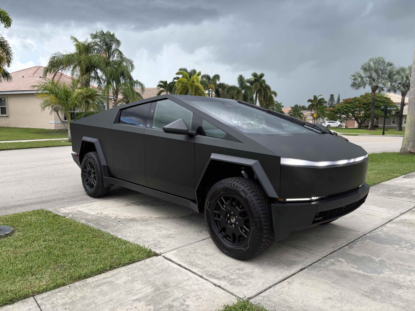 Cybertruck Wrapping Service In Miami | Tinting, Ceramic Coating, PPF