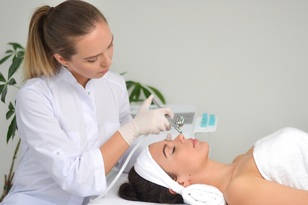 Zemits HydroLuxx - Hydrodermabrasion & Oxygen Infusion System