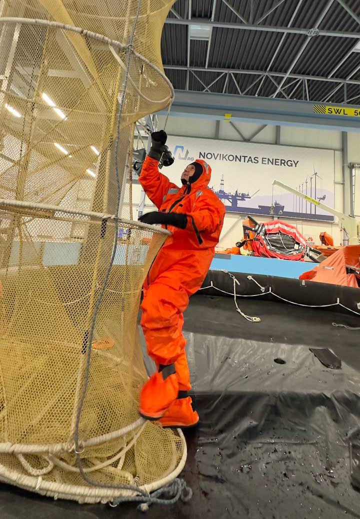 Offshore Escape Chute Training (code 5770) | OPITO