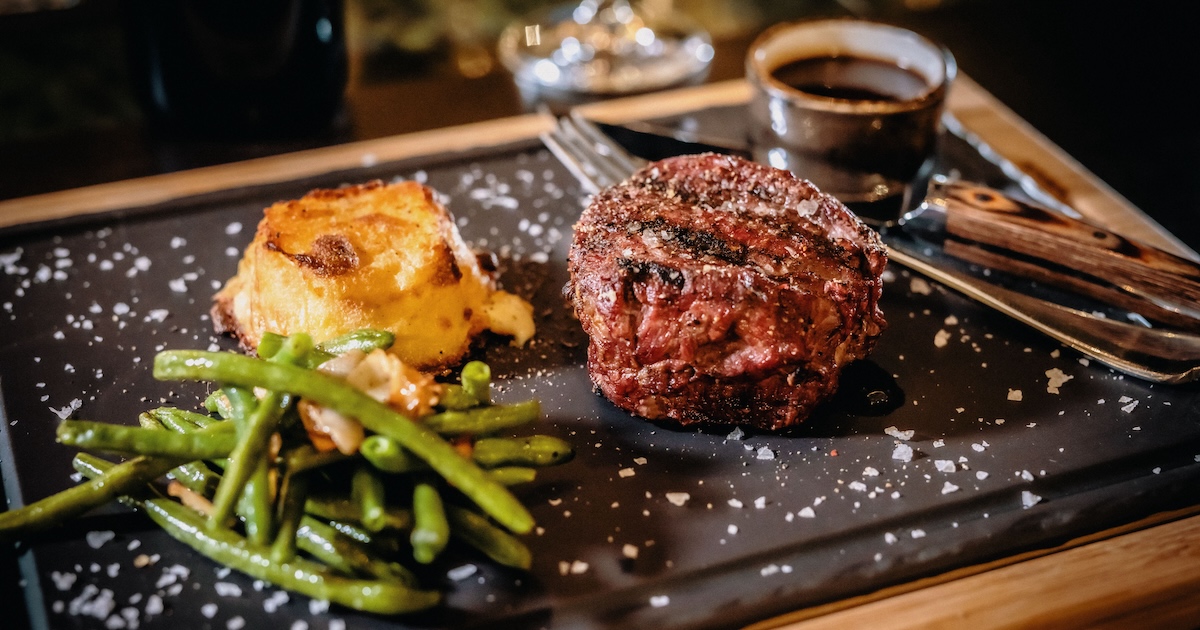 W Restaurant - Meat, Wine & Whiskey