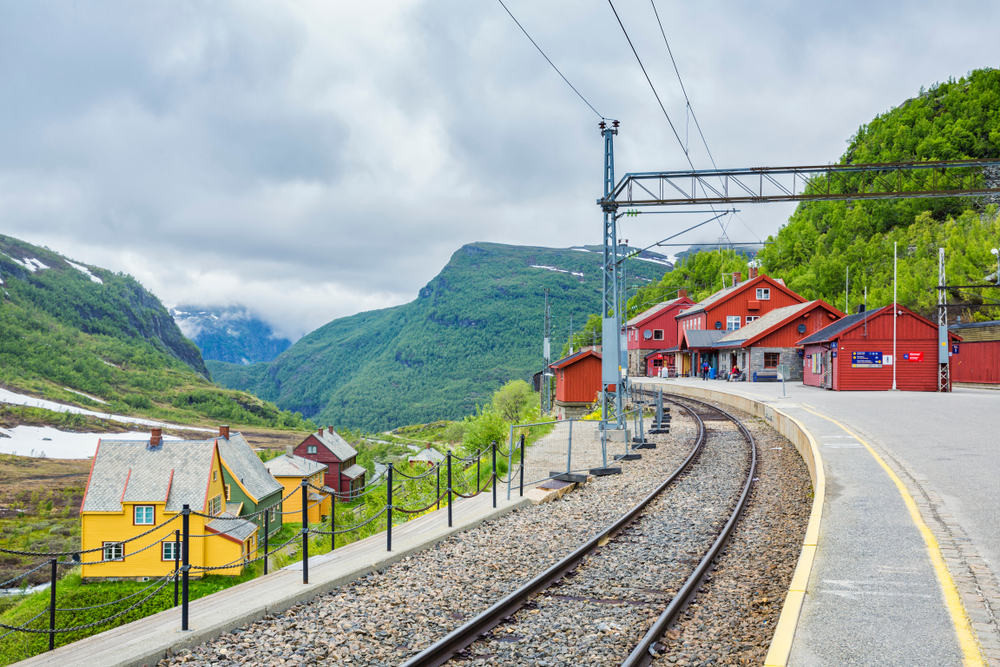 Flåmsbana Train Guide: Norway’s Most Scenic Railway