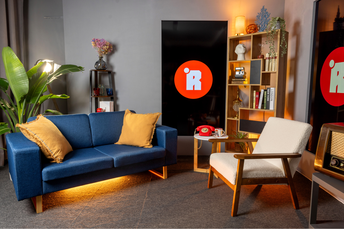 Podcast & Video Studio in Barcelona | Studio Red