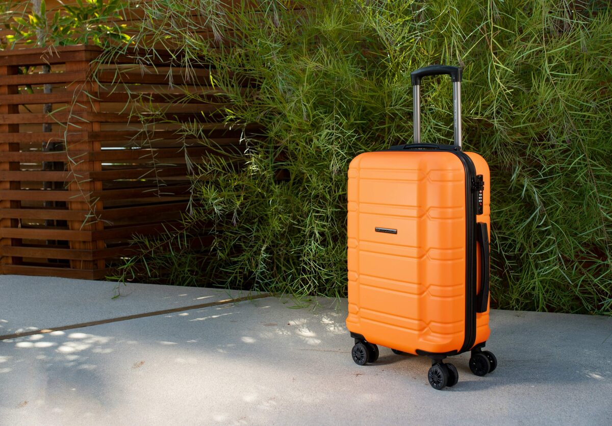 Shinkansen Luggage Rules Guide: Size Limits, Fees & Tips