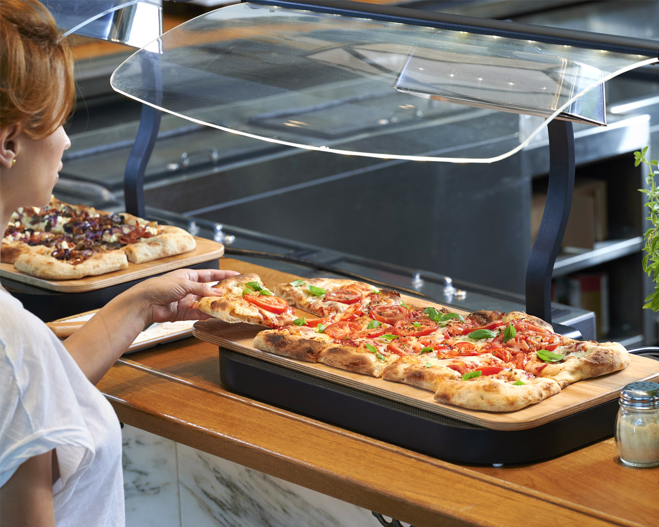 Roman-Style Alla Pala Pizza Crust | Par-Baked For Foodservice | Donna ...