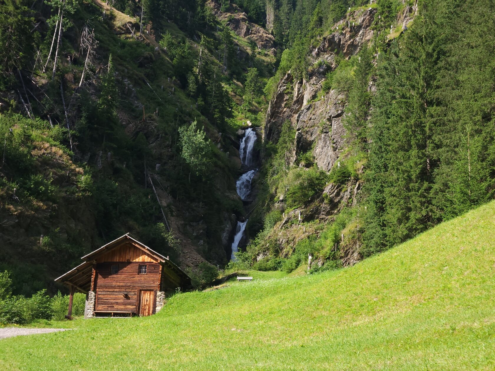 Most popular spring destinations according to Instagram | DiscoverCars.com