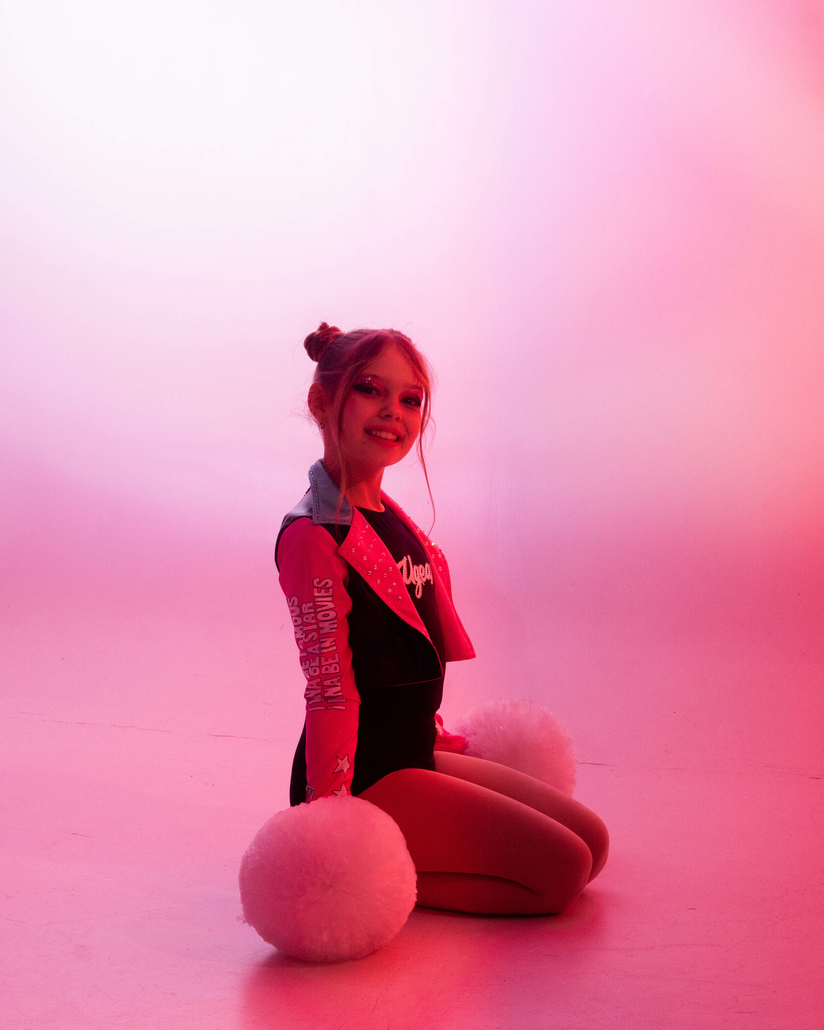 Pompoms shop for performance cheer