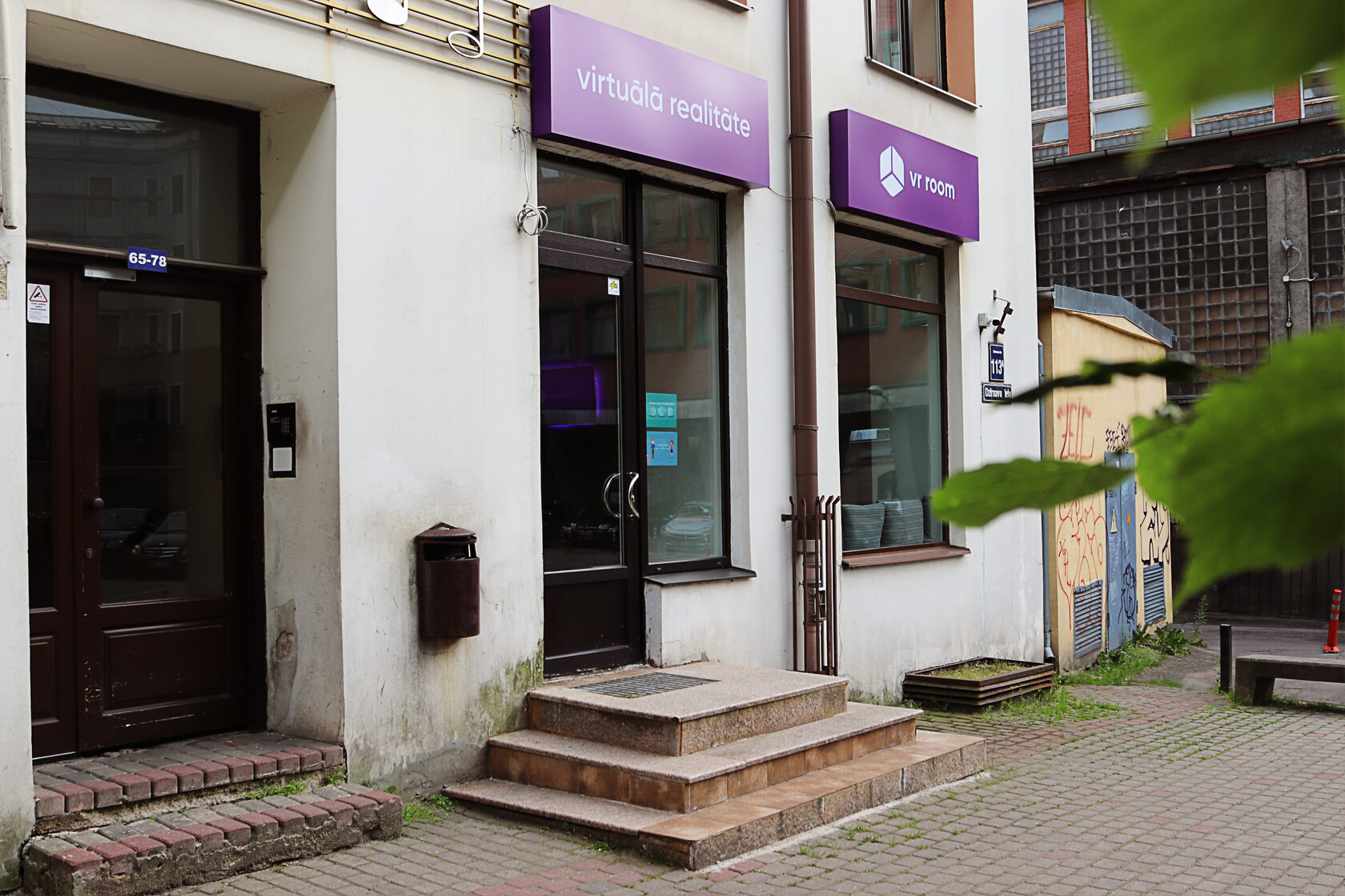 VR Room – Virtual Reality Entertainment & Experiences in Riga