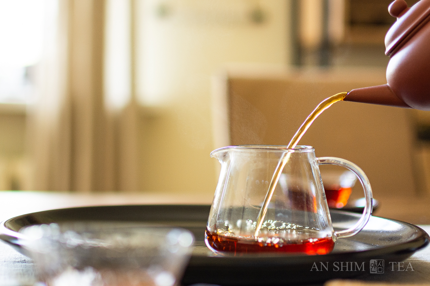 Zao Chun Lao Shu Tou Cai Hong Cha | "Early Harvest Old Tree Yunnan Black"