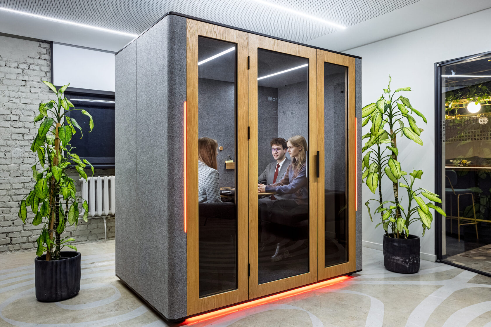 Four person smart meeting pod – WorkBooth Four