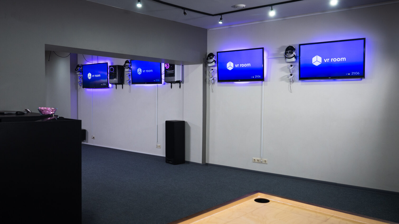 VR Room – Virtual Reality Entertainment & Experiences in Riga