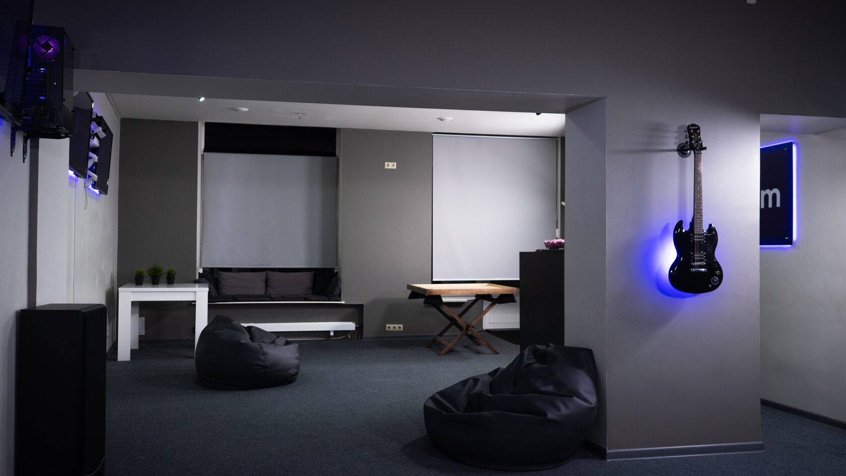 VR Room – Virtual Reality Entertainment & Experiences in Riga