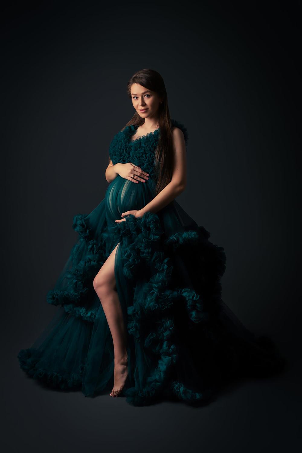 Maternity Photoshoot in UAE - First Impression Artwork