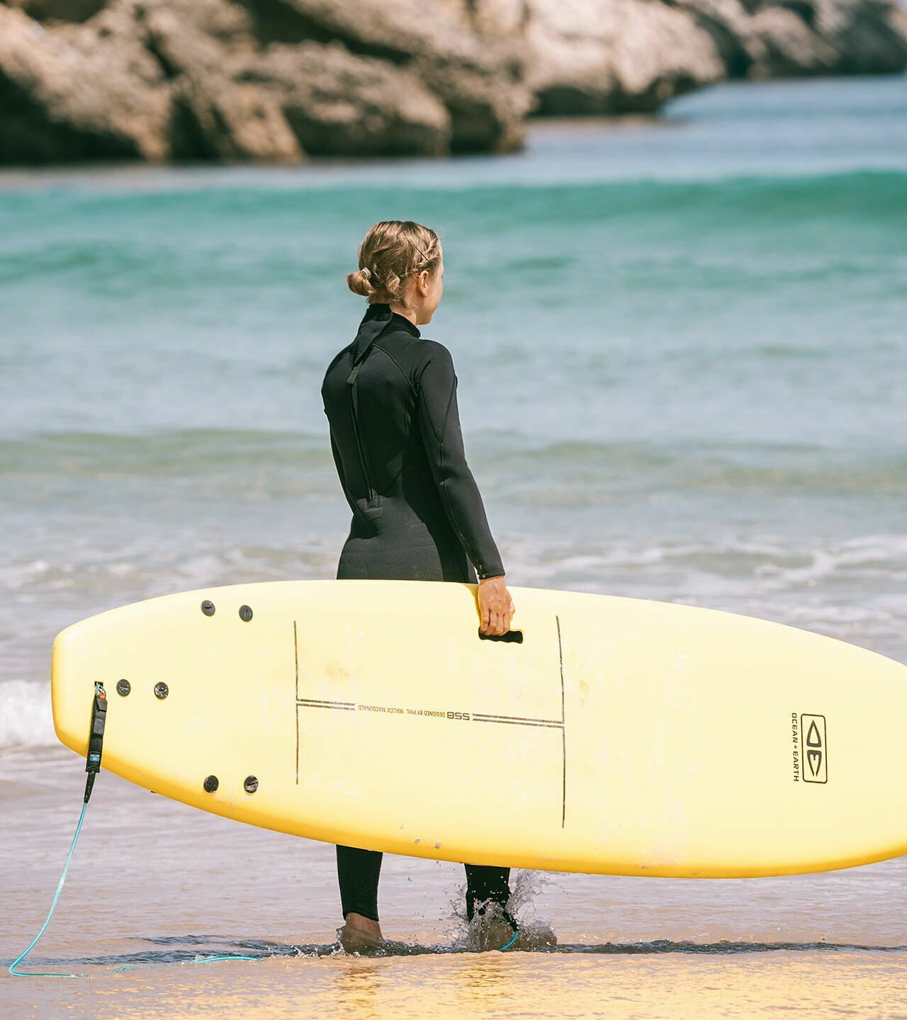 21 Surfing Tips and Tricks for Beginners: Learn How to Surf with Our Guide!