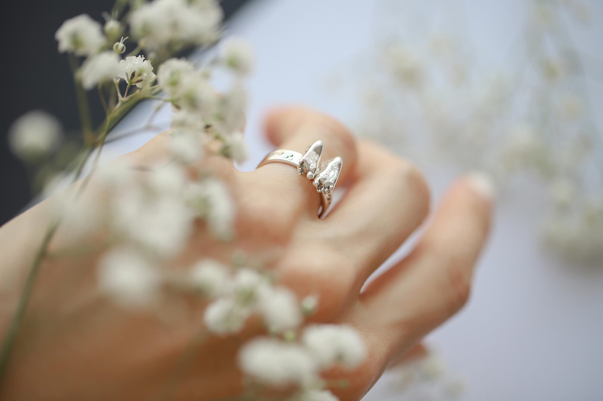 Miniature Jewelery + Single Window Frame - First Impression Artwork