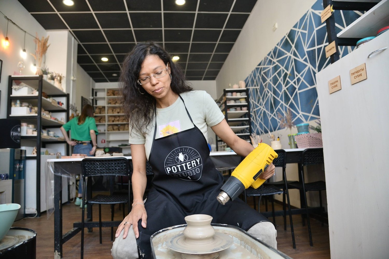 Pottery Studio 1 in Chicago – Create, Relax & Get Messy with Clay