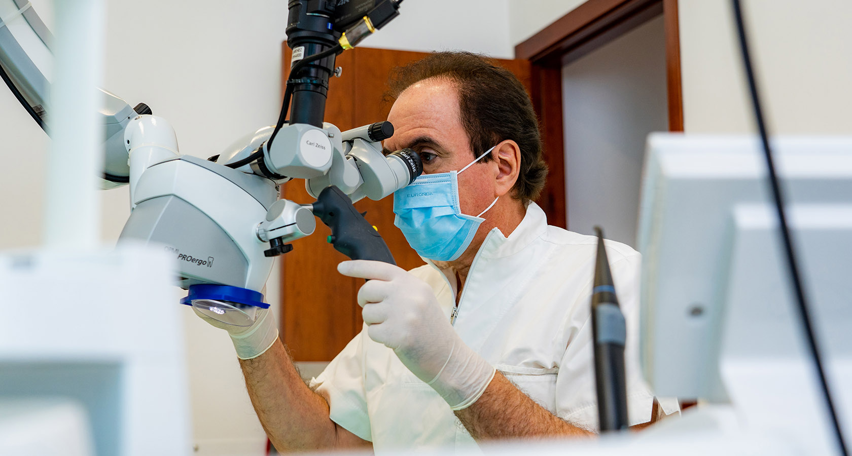 Endo Sapiens 2025 by Domenico Ricucci in Amsterdam