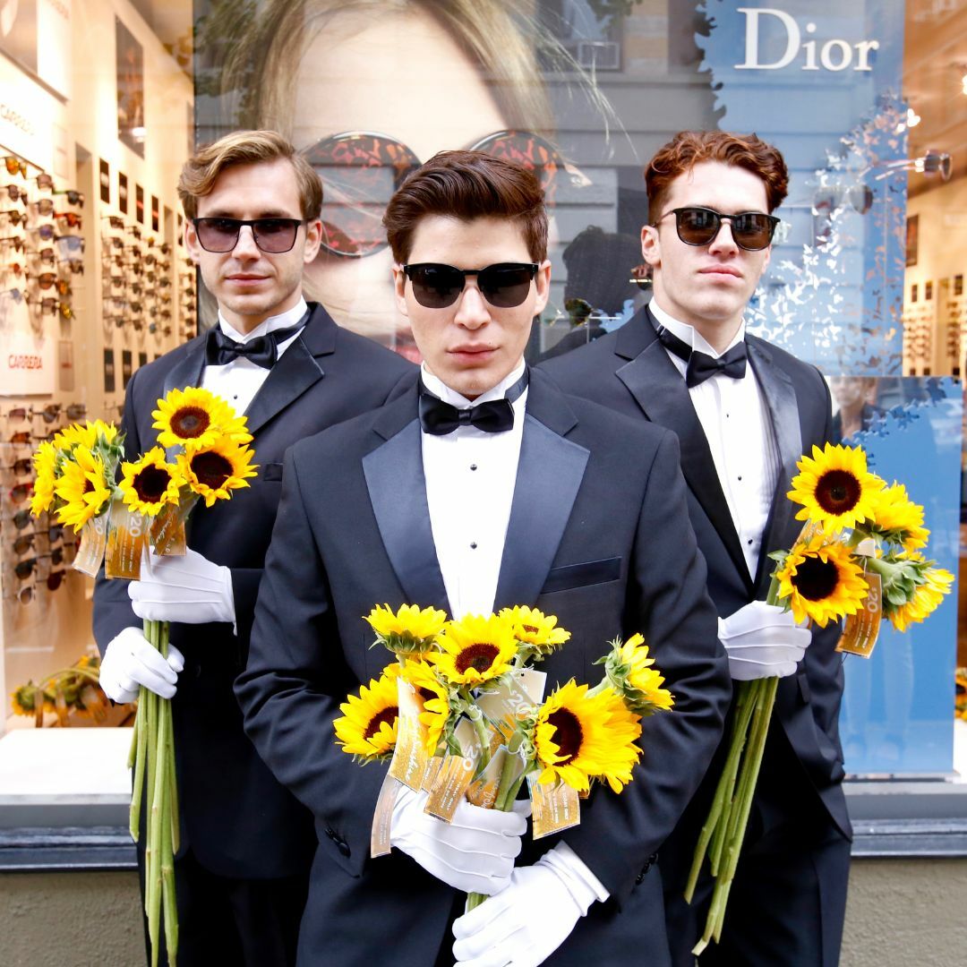 Models for Hire in Chicago| Julia Valler Event Staffing