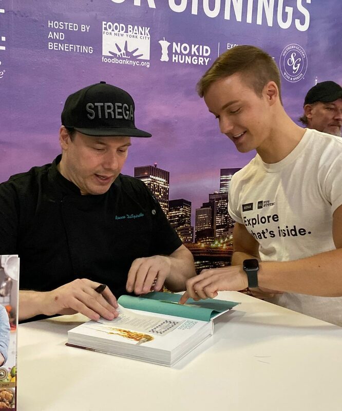 Booth Models in Las Vegas - Best Booth Support in Nevada | Julia Valler ...