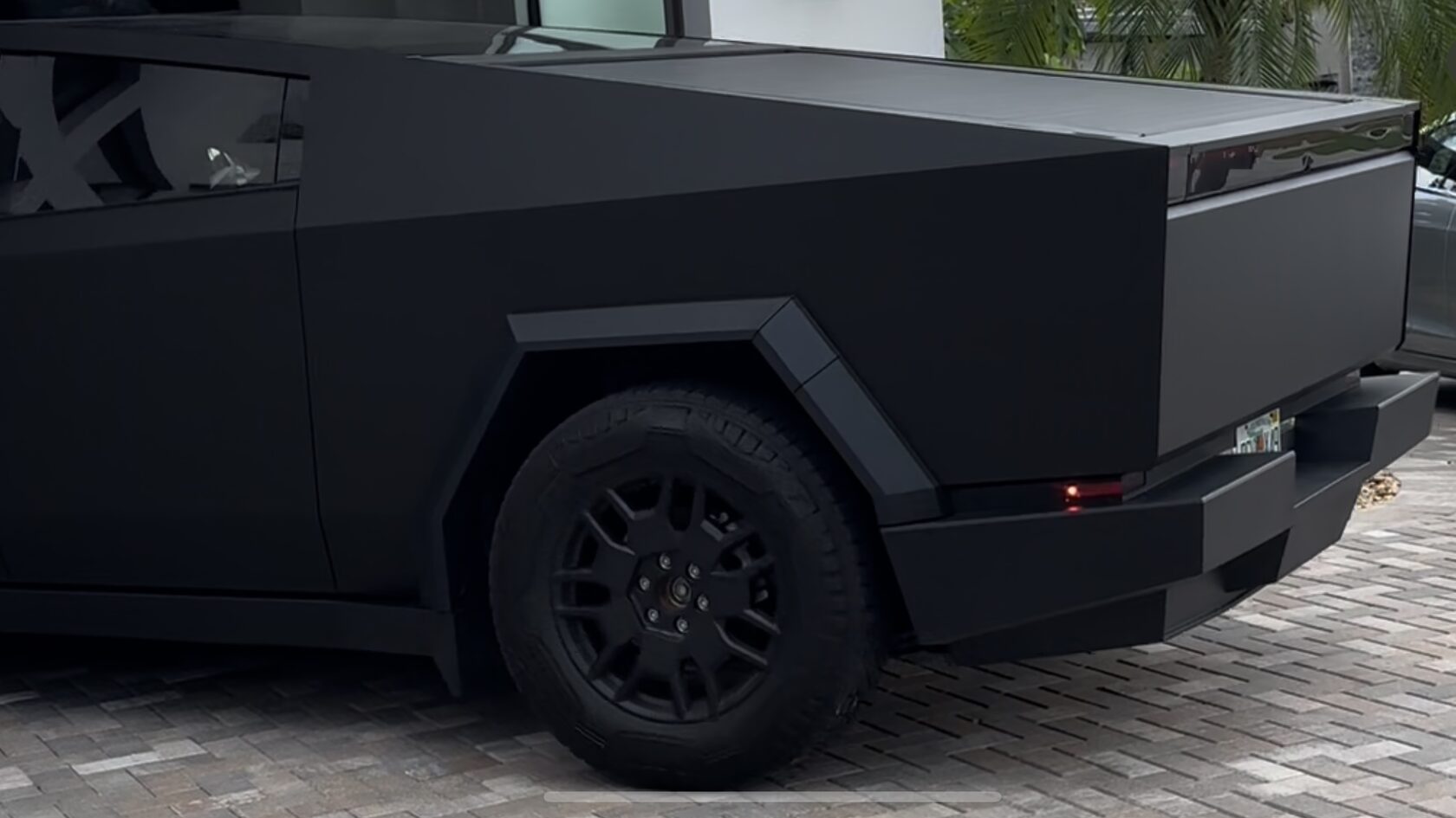 Premium Mobile Tesla Cybertruck Vinyl Wrapping in Miami - Cybertruck ...