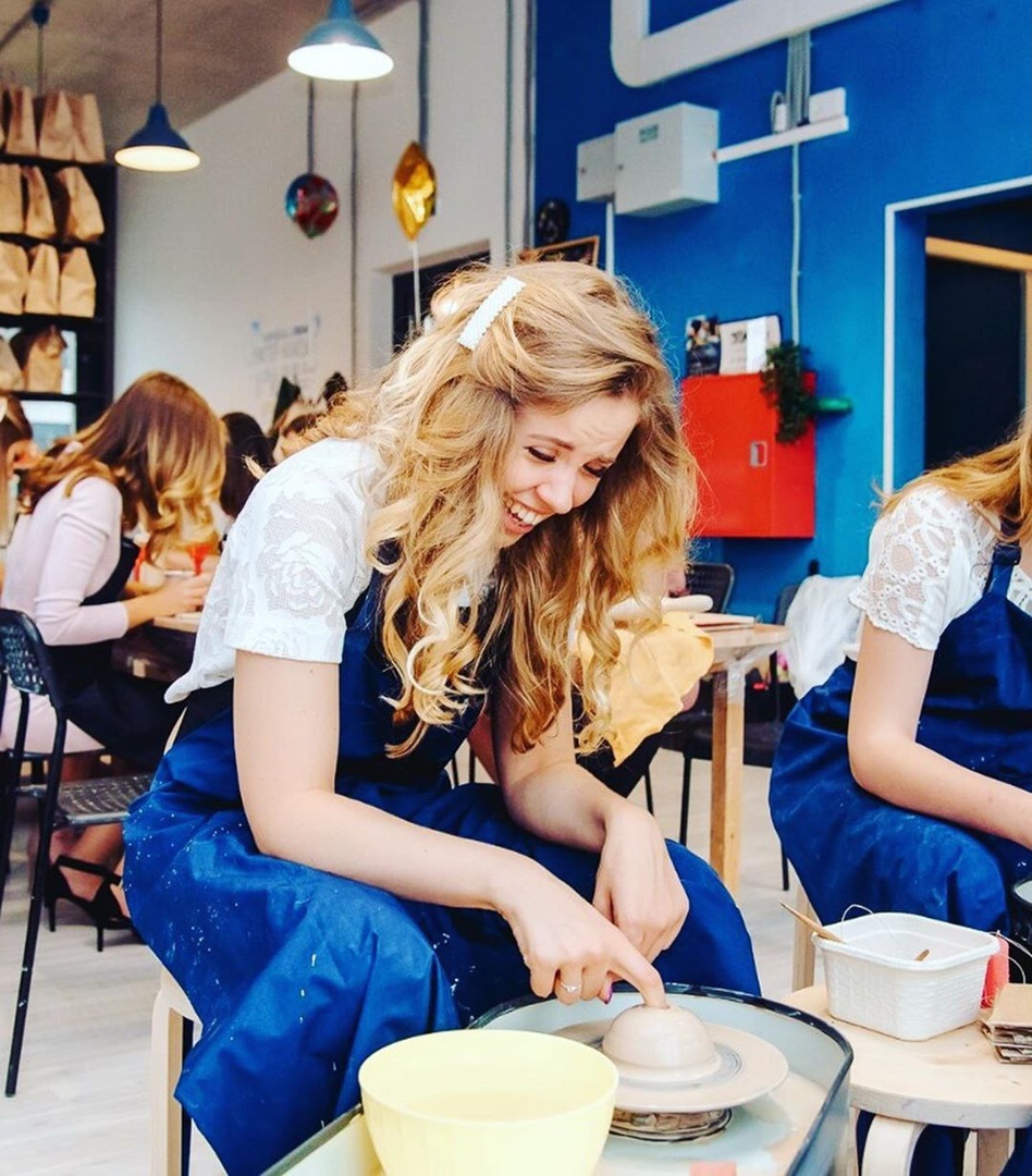 Pottery Studio 1 in Chicago – Create, Relax & Get Messy with Clay