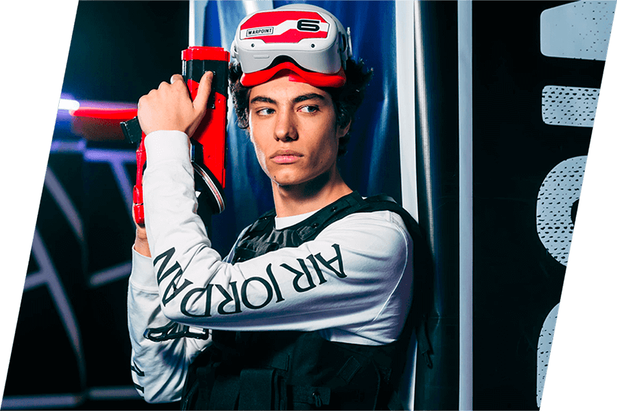 Virtual reality arena in Dubai | Network of VR parks BATTLEWORLD