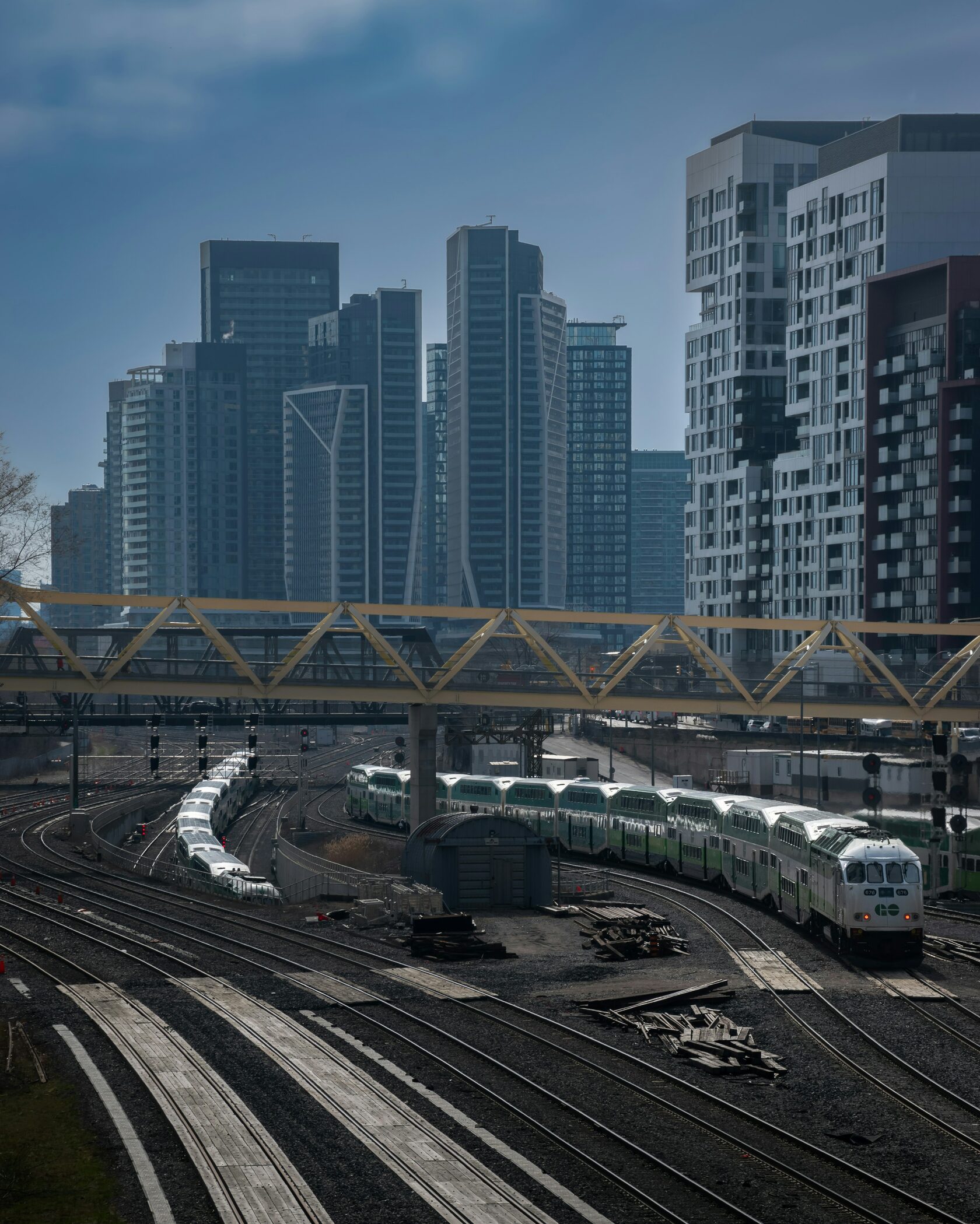 Vancouver to Toronto Trains | Tickets & Schedule - CANADA TRAINS